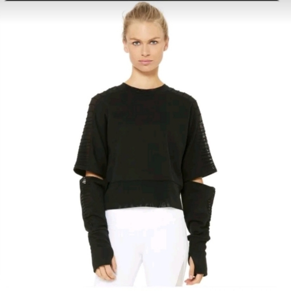 ALO Yoga | Tops | Alo Top | Poshmark